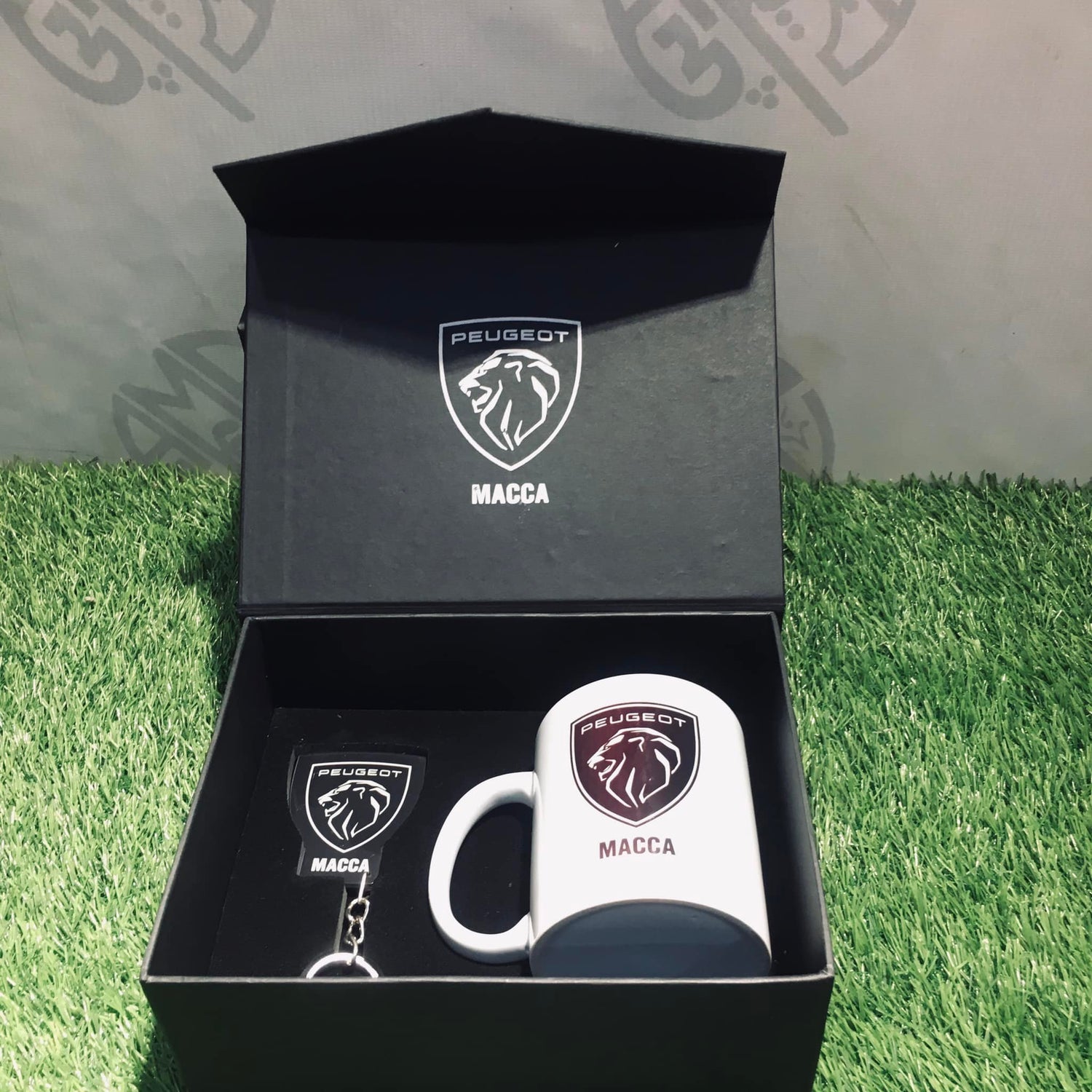 Giveaway Gift box - Customized giveaway boxes